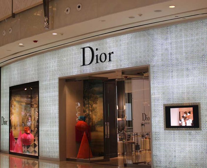 Dior store - Ultimate Reflections