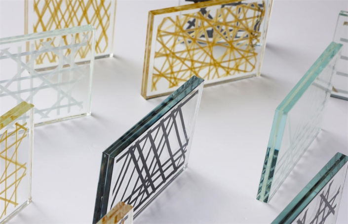 Mesh Laminated Glass | Fiber Mesh Glass - Ultimate Reflections